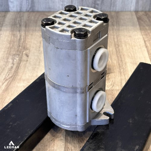 Excavator Pilot Main Hydraulic Pump # 9218031 | Leemar – Leemar ...